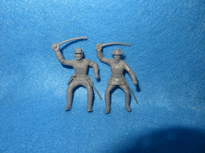 MARX Confederate Cavalry (original) 2 figures in 2 poses (flat gray ...